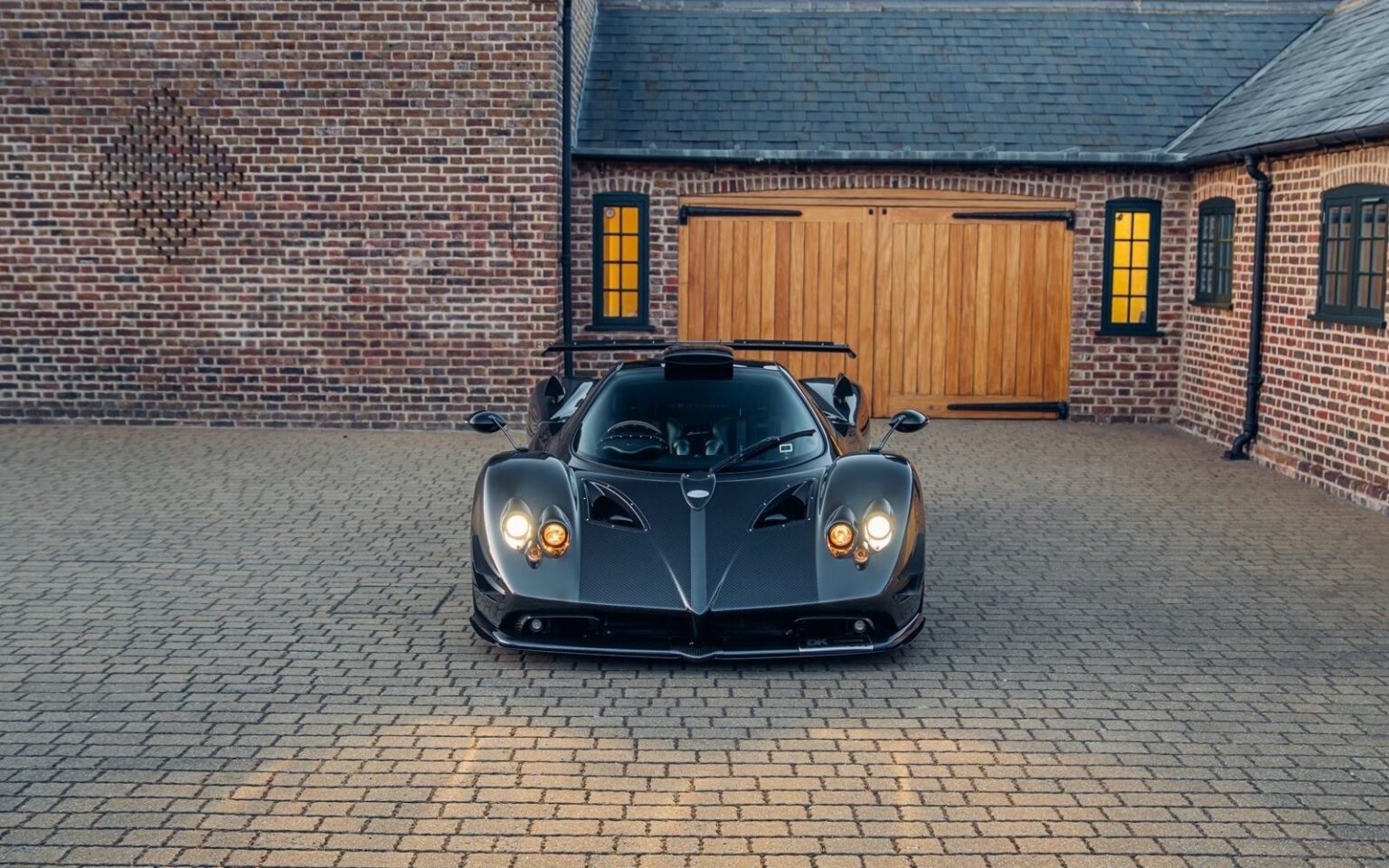Pagani Zonda for sale - LUSSO